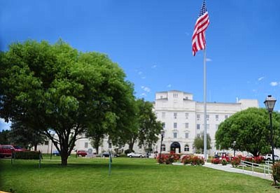 VA combating bacteria in water; flushes pipes to avoid Legionnaires ...