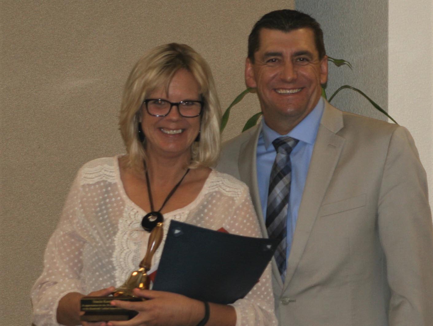 Knotek retires after 28 years of teaching | The Daily Courier ...