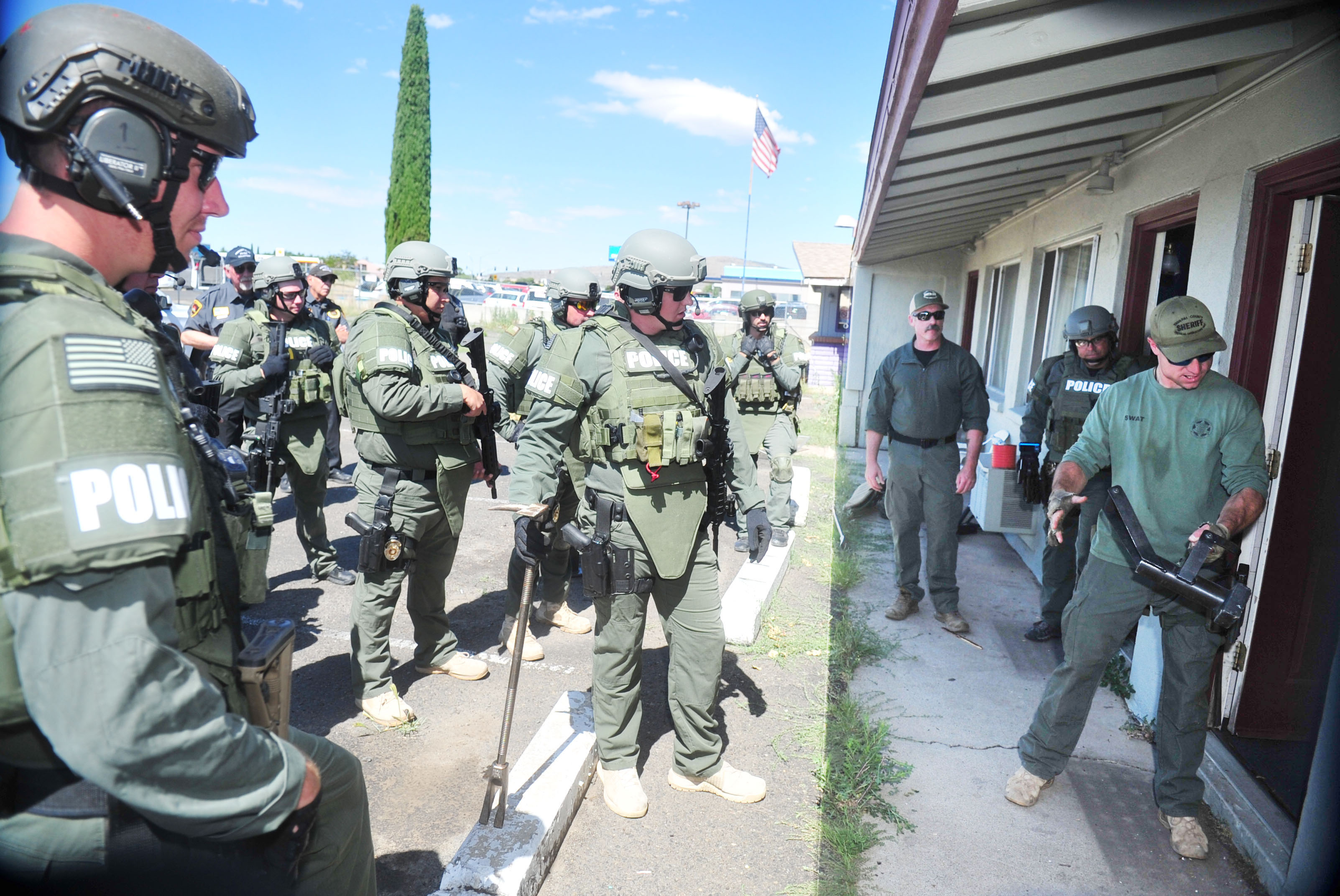 Prescott Valley Police get armored plates thanks to 100 Club of Arizona ...