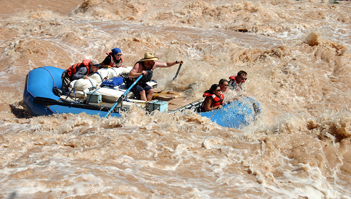 Flash Flooding Sweeps Arizona 1 Rafter Dead In Grand Canyon Kingman